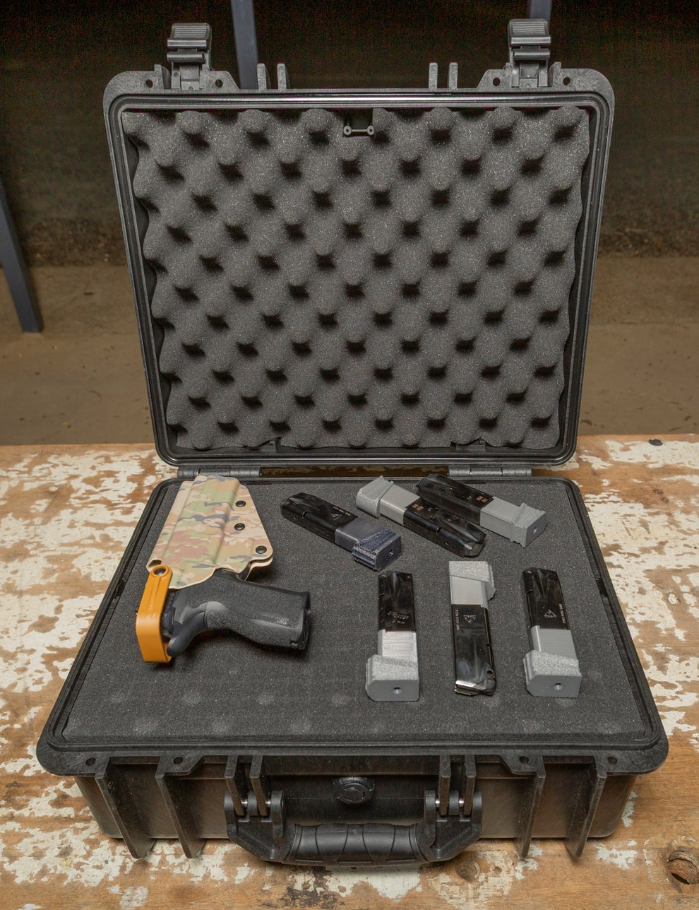 Hard Case (Pistol, Extra Large) – Airborne Customs