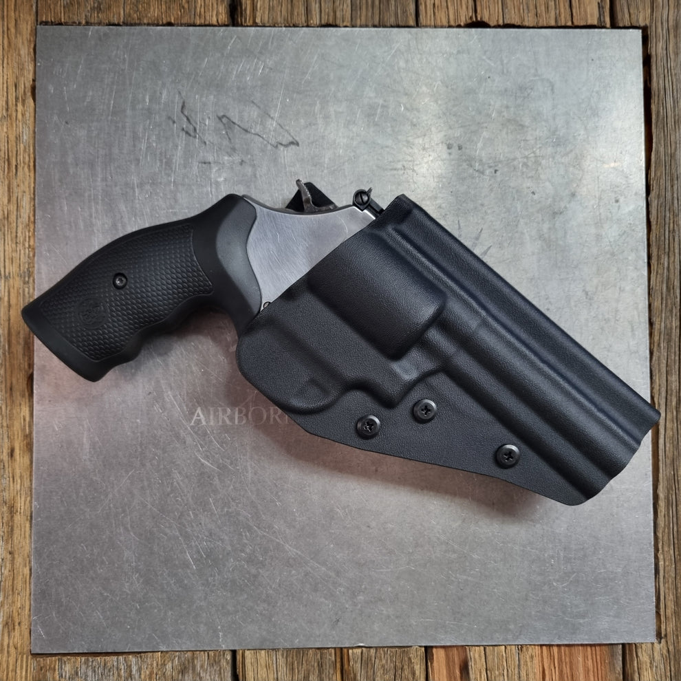 S&W 686 Revolver Holster (4 inch) – Airborne Customs